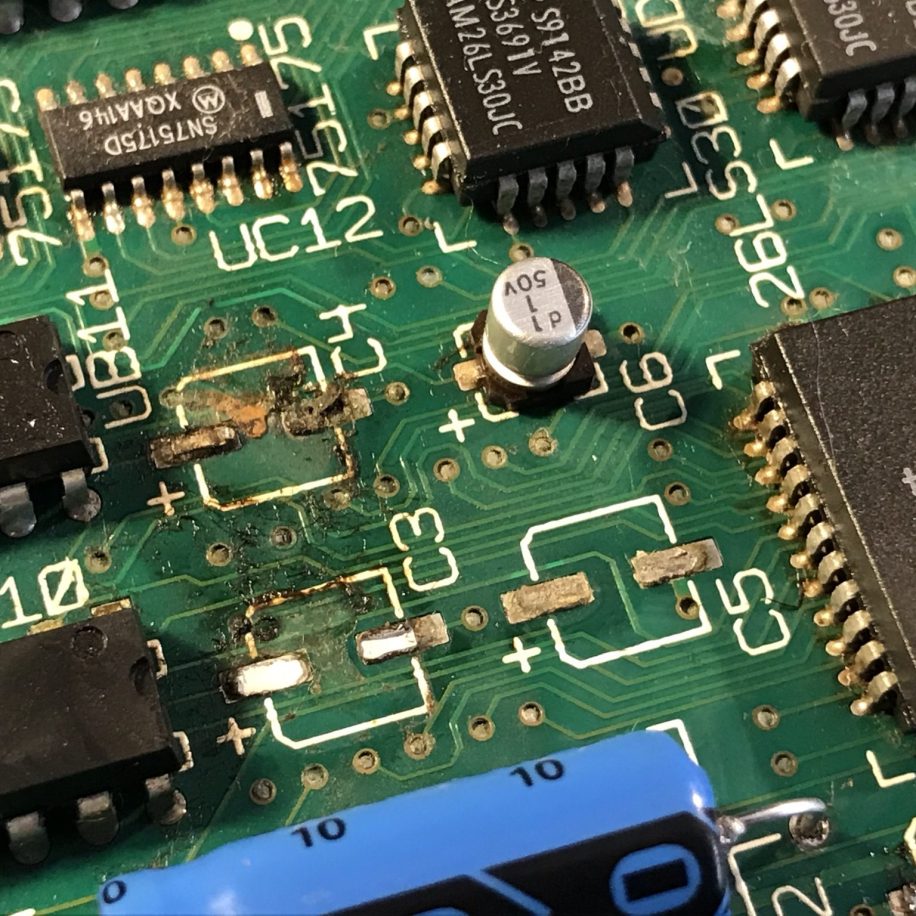 Macintosh SE/30 Recapping Service - RetroPassion Ltd