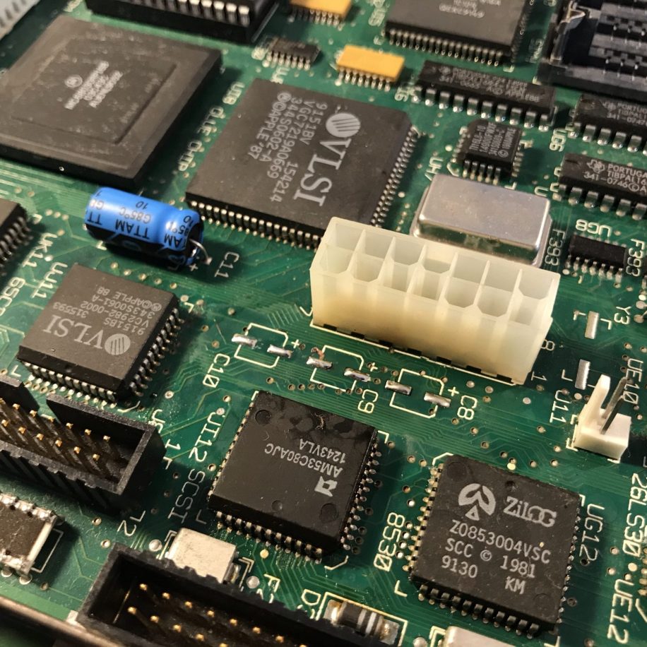 Macintosh SE/30 Recapping Service - RetroPassion Ltd