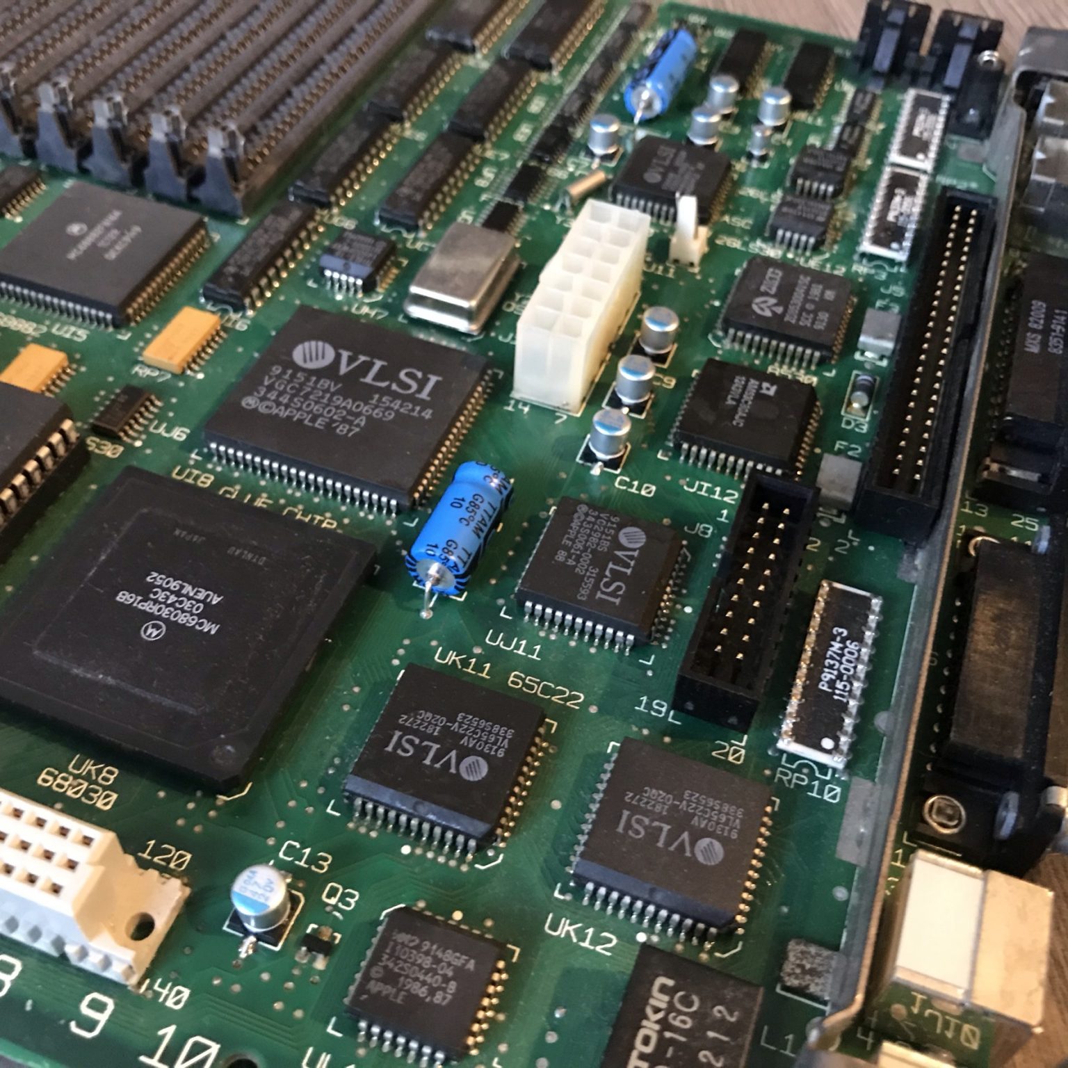 Macintosh SE/30 Recapping Service - RetroPassion Ltd