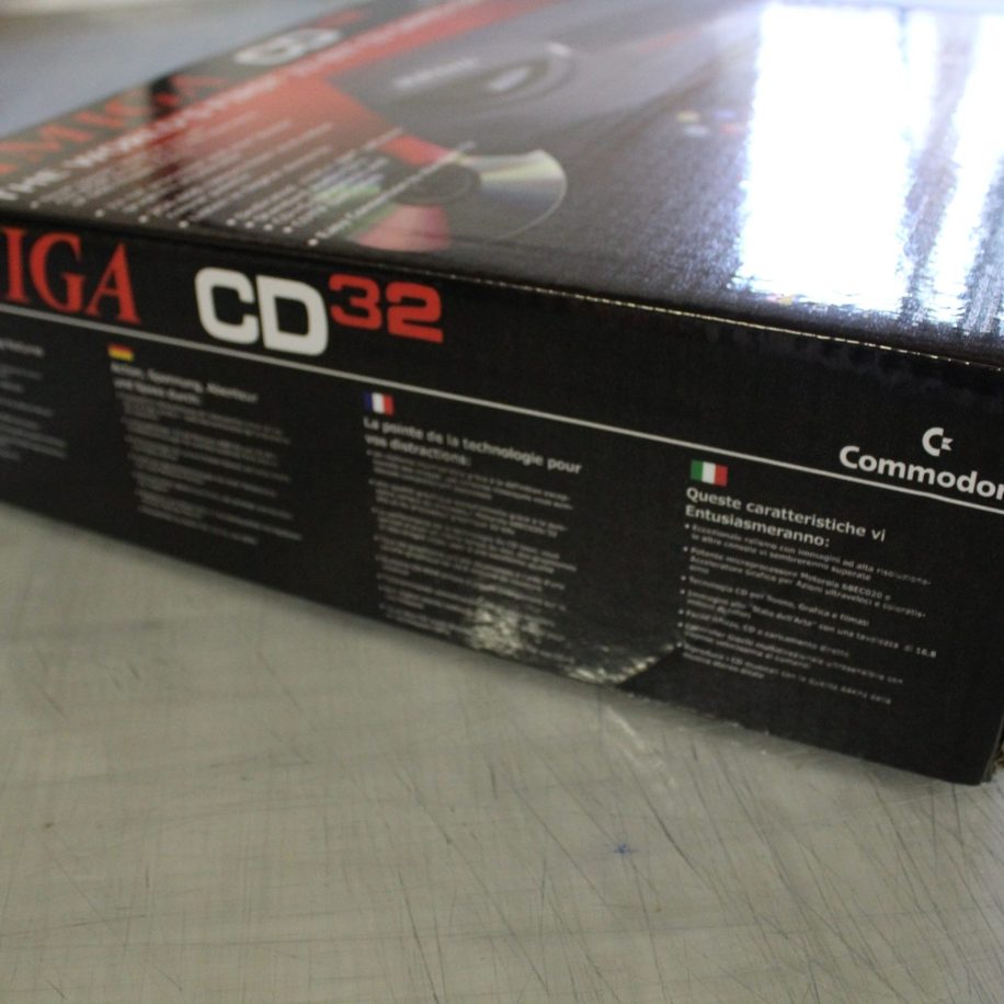 Amiga CD32 Black Edition Reproduction Box - RetroPassion Ltd